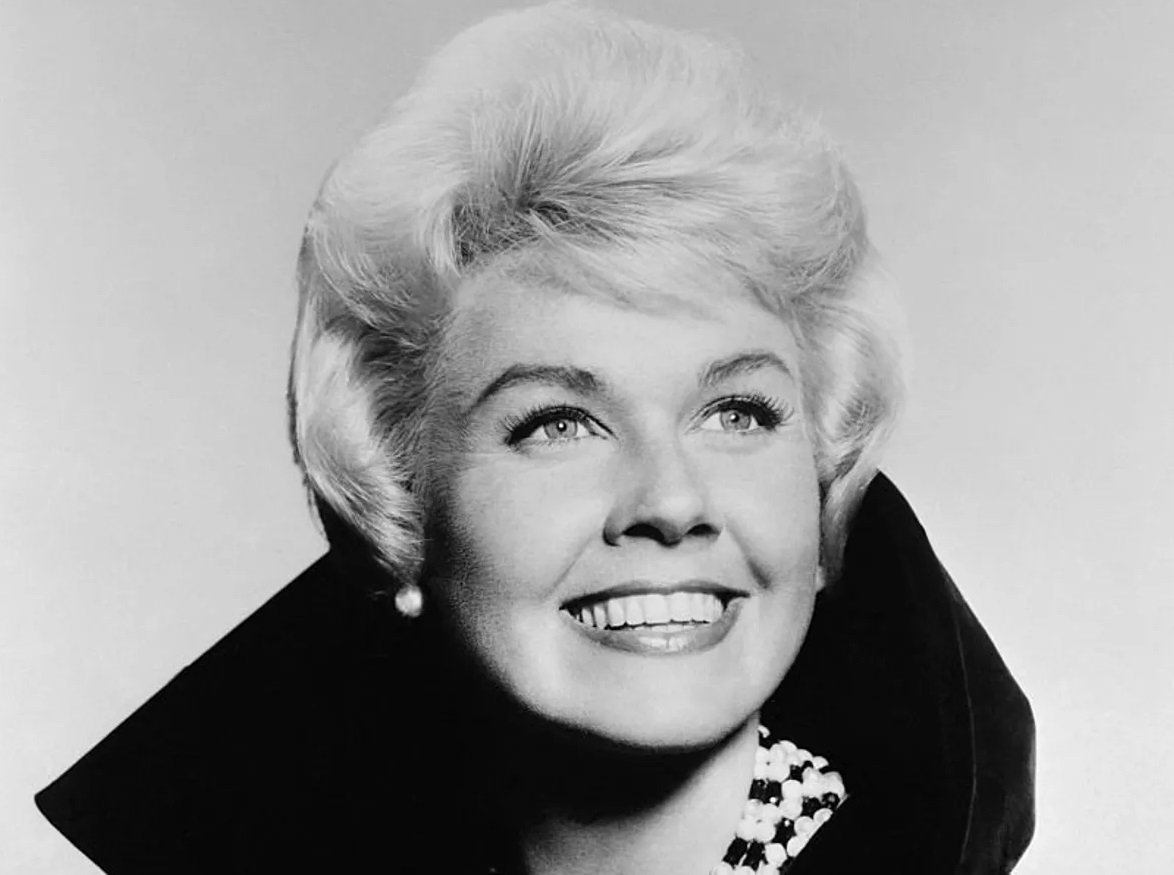 El nieto de Doris Day, Ryan Melcher, ahora está feliz con su novia tras ...