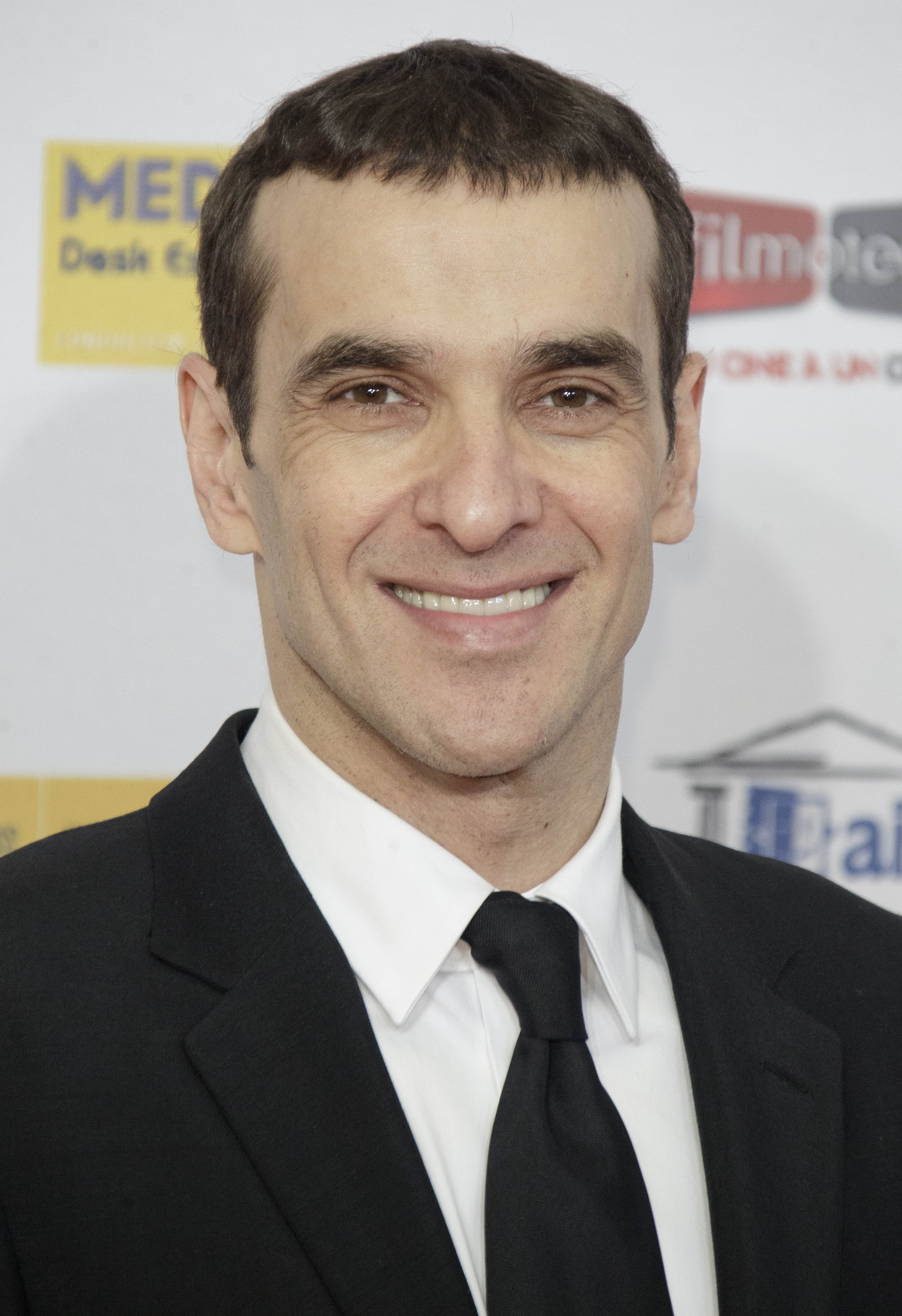 "He elegido quererme solo": Luis Merlo sobre porqué no tiene pareja