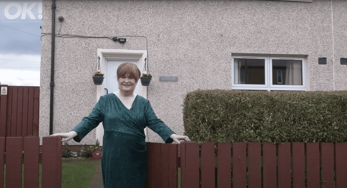 Susan Boyle Spent Tough Childhood in Modest Home & Still Lives There ...