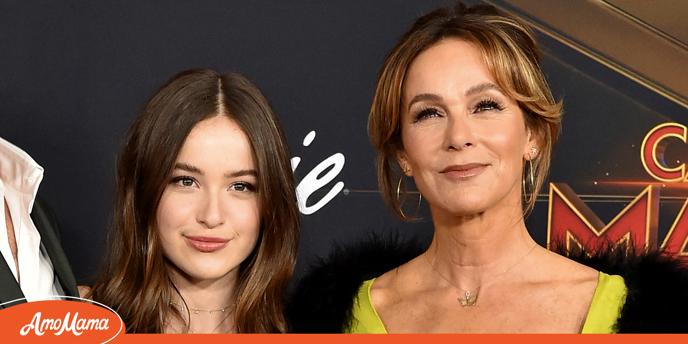 Jennifer Grey’s Daughter Stella Looks Divine with Her Freckles in Off ...