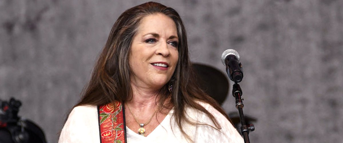 Carlene Carter Is Johnny Cash's Stepdaughter and a Gifted Singer ...