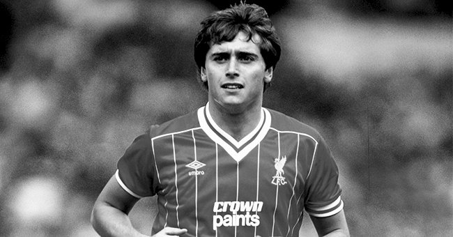 Michael Robinson, legendario jugador de fútbol y presentador, muere a ...