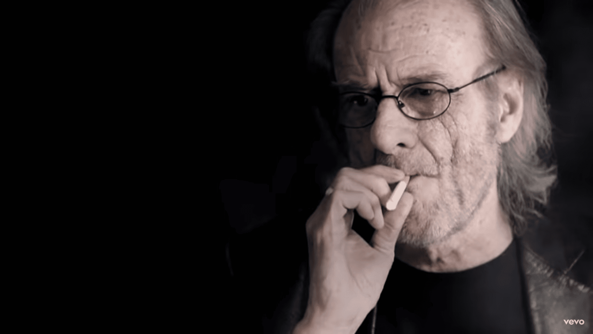 Recordando la vida de Luis Eduardo Aute, creador excepcional y galán ...