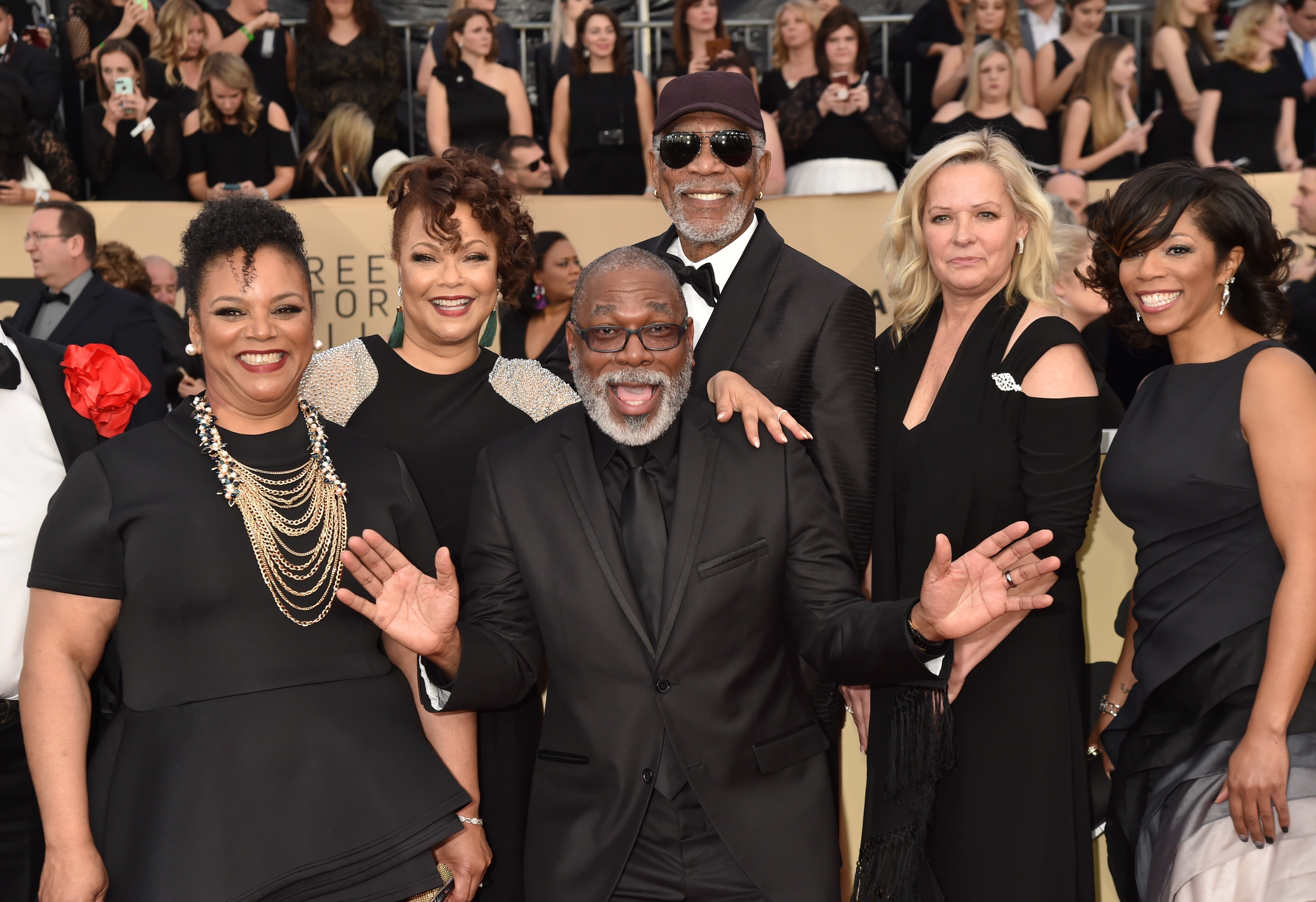 Morgan Freeman Transformed 124-Acre Ranch into Bee Sanctuary & Feeds ...