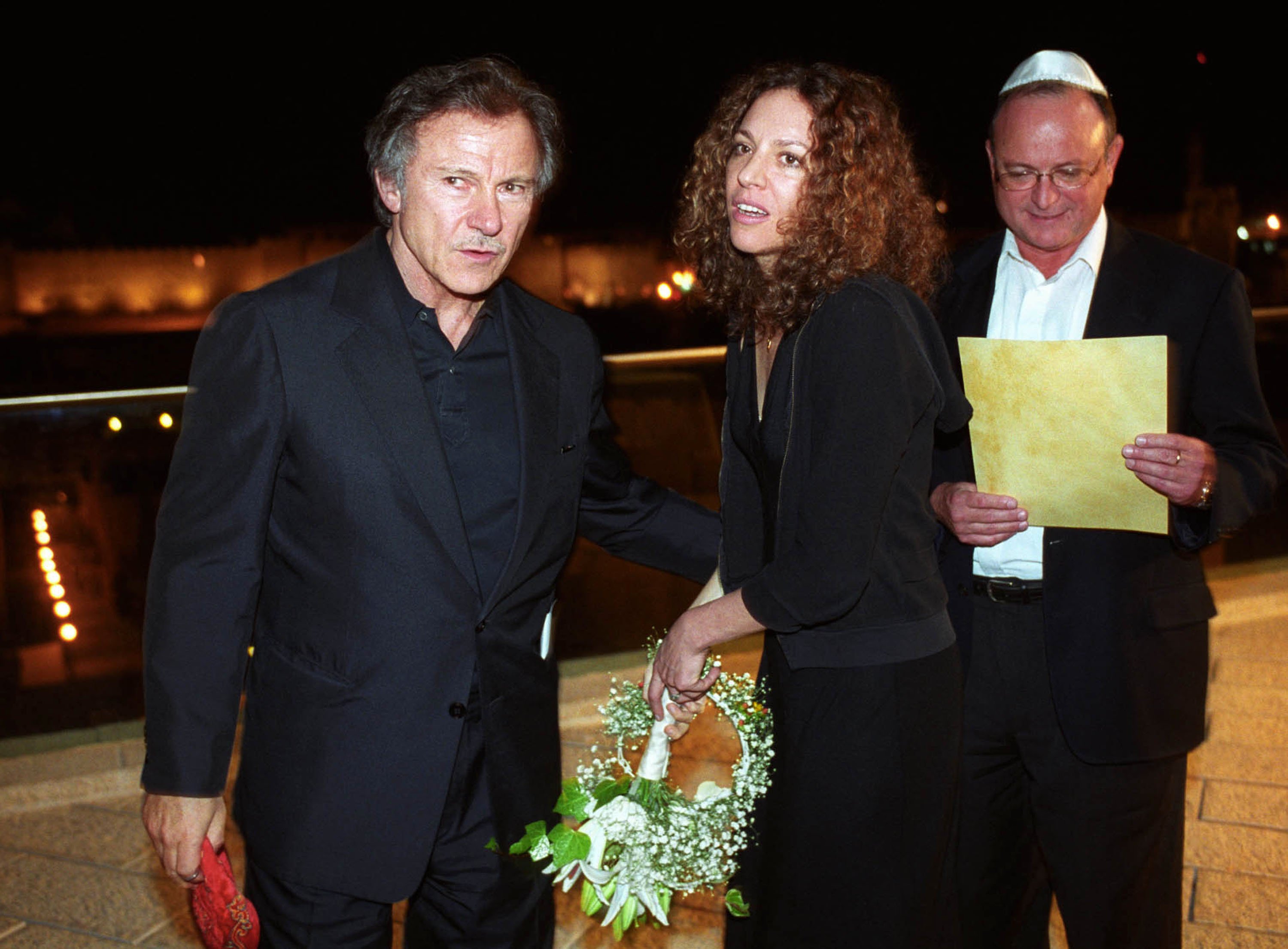 Harvey Keitel Left 8-Months Pregnant Girlfriend for 22-Years-Younger ...