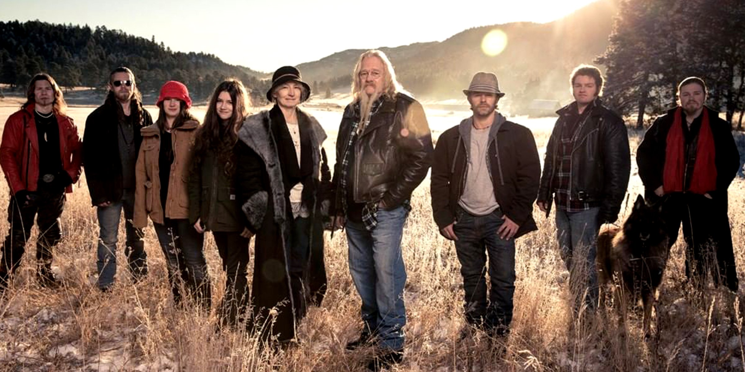 'Alaskan Bush People' Star Billy Brown's 7 Kids: Facts about the Family