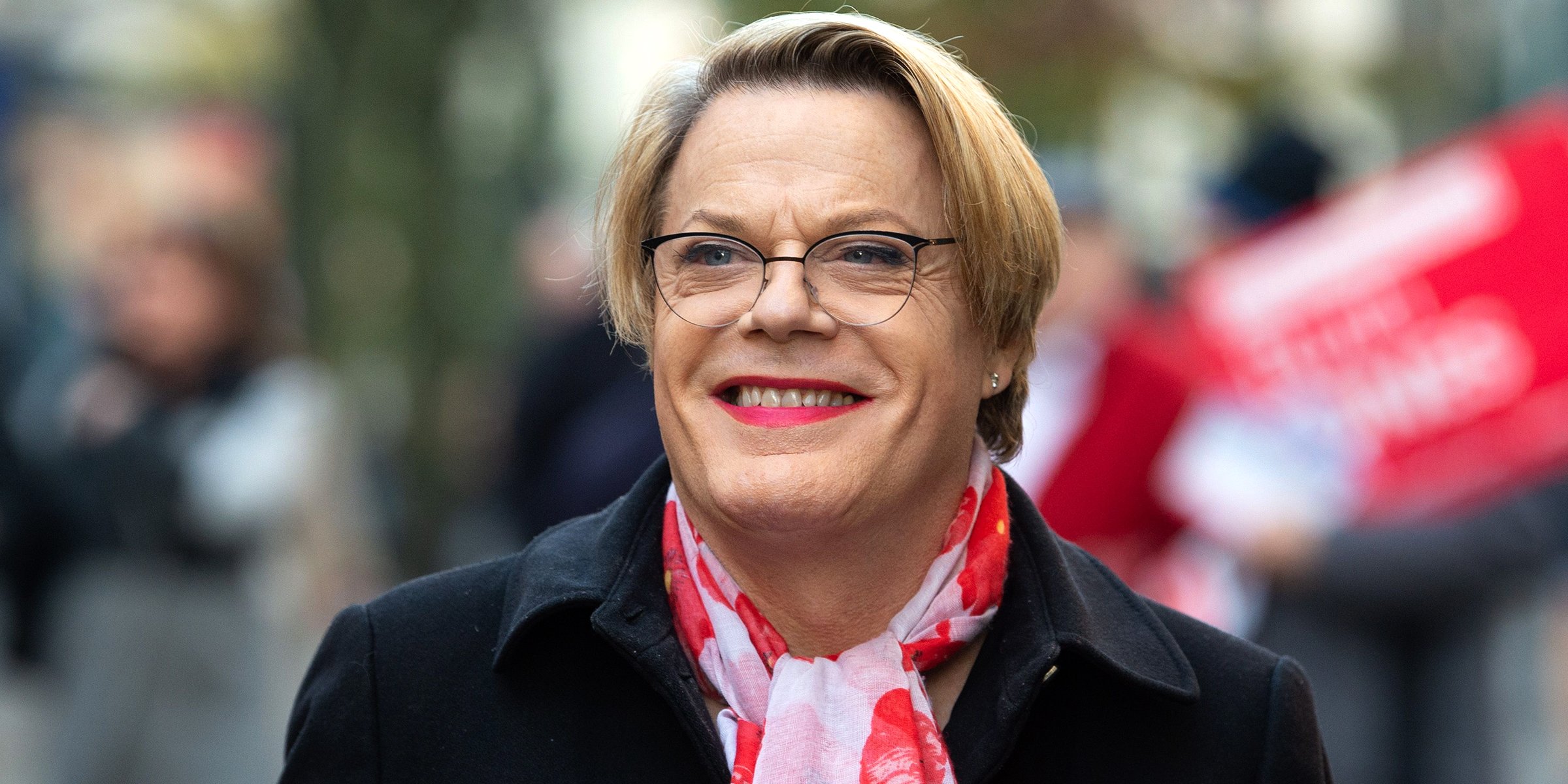 Eddie Izzard on Finding Romance as a Transgender Woman