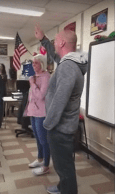 Adorable Moment Teachers Address Dating Rumors about Them in Front of ...
