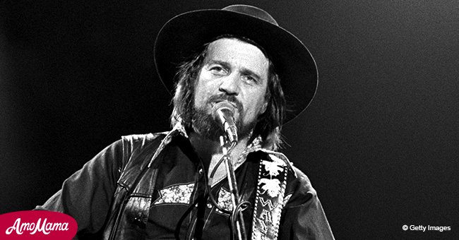 Waylon Jennings Would Be 83 Today – inside His Relationship with His 6 ...