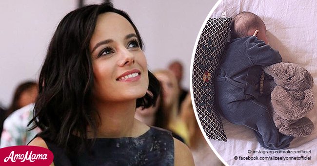 Alizée partage une adorable photo de sa fille de un mois, petite ...