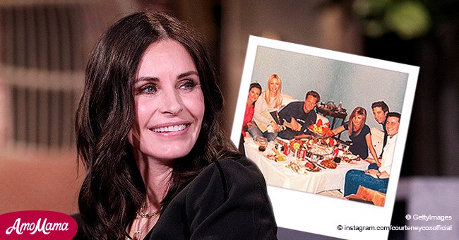 Courteney Cox Shares Throwback Pics of 'Friends' Cast Sharing a Meal ... Courteney Cox Shares Throwback Pics of 'Friends' Cast Sharing a Meal ...