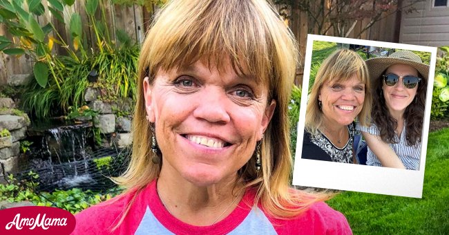 Molly Roloff Flaunts Stylish Hat and Natural Curls in Very Rare Snap ...