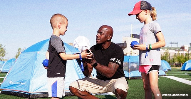 Ex NFL Star Donald Driver Visits Child Cancer Patients at Lambeau Field ...