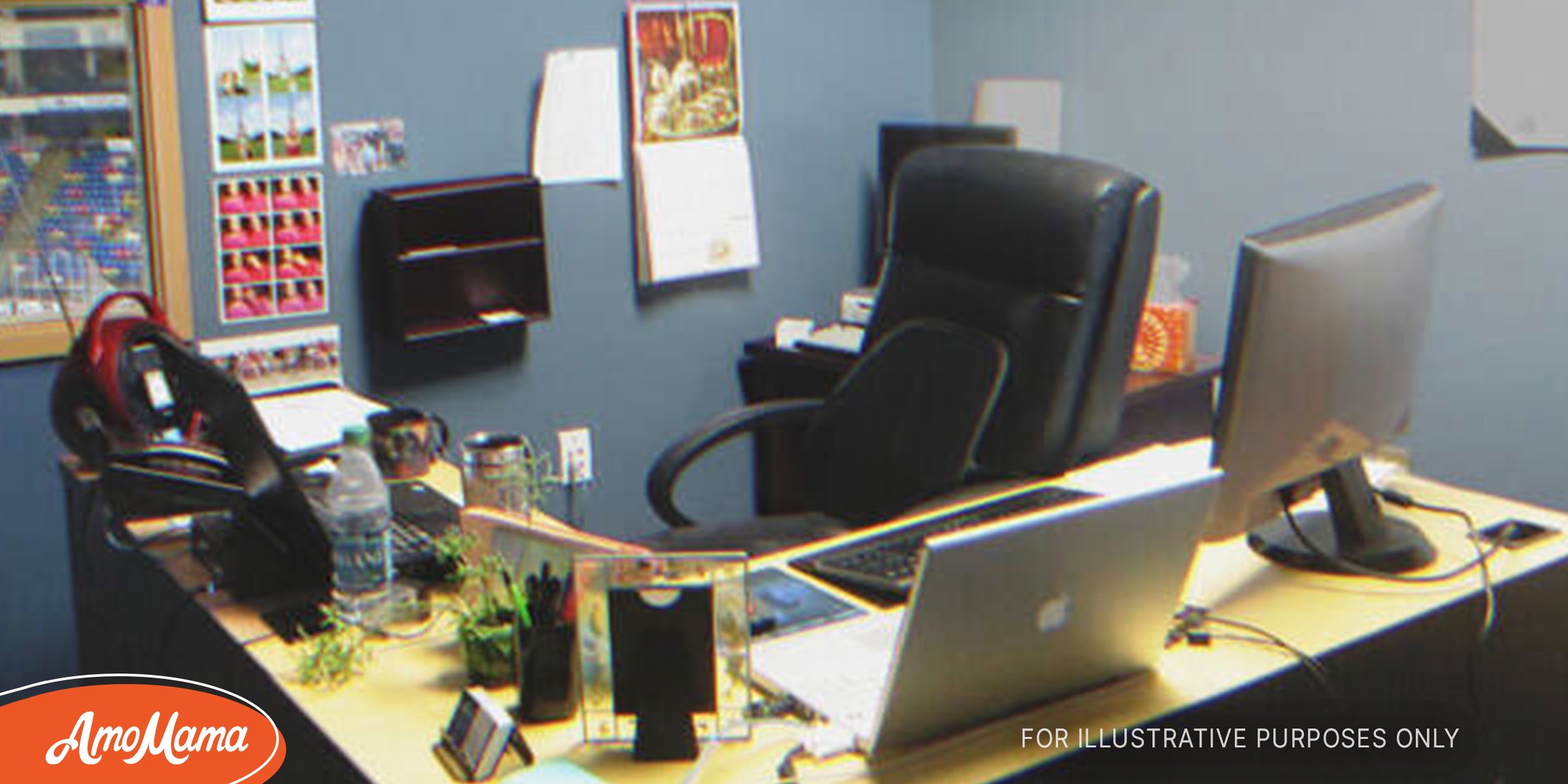 Woman Is Shaken on Finding Her Teen Daughter's Photos in Boss' Computer ...