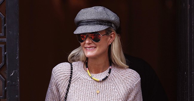 Laeticia Hallyday et Pascal Balland sur des photos, ensemble à une fête