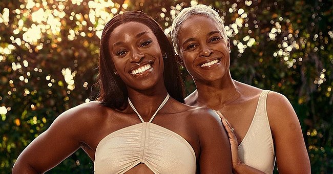 Sloane Stephens & Her Mom Sybil Look like Sisters Posing in Matching ...