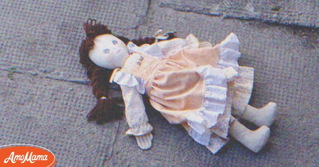 Girl Buys a Rag Doll from Poor Old Lady in the Street, Mom Nearly Kicks ...