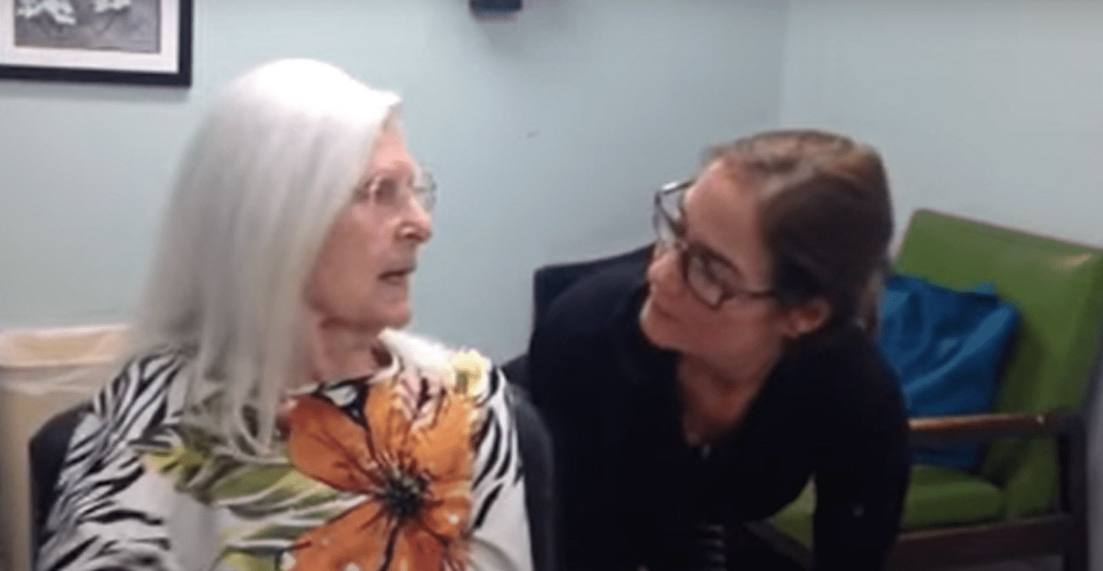 Emotional Moment Elderly Mother with Alzheimer's Remembers Her Daughter ...