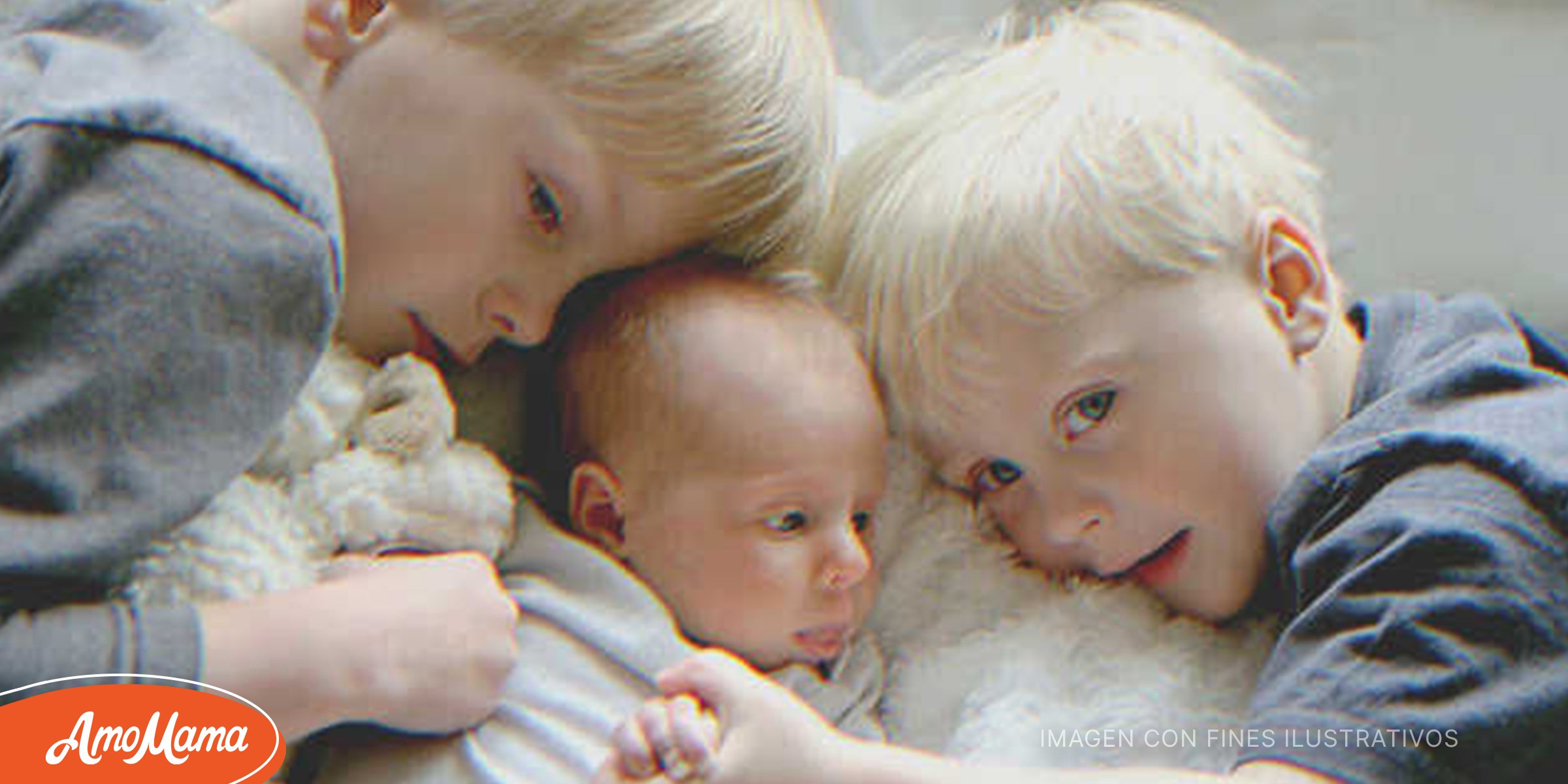 Mellizos traen a una bebé de las calles y la tratan como una hermana ...