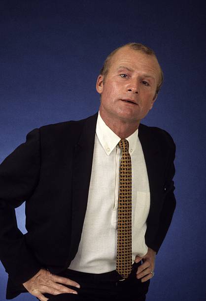 Inside ‘Dark Shadows’ Star Louis Edmonds’ Life as a Closeted Gay Man ...