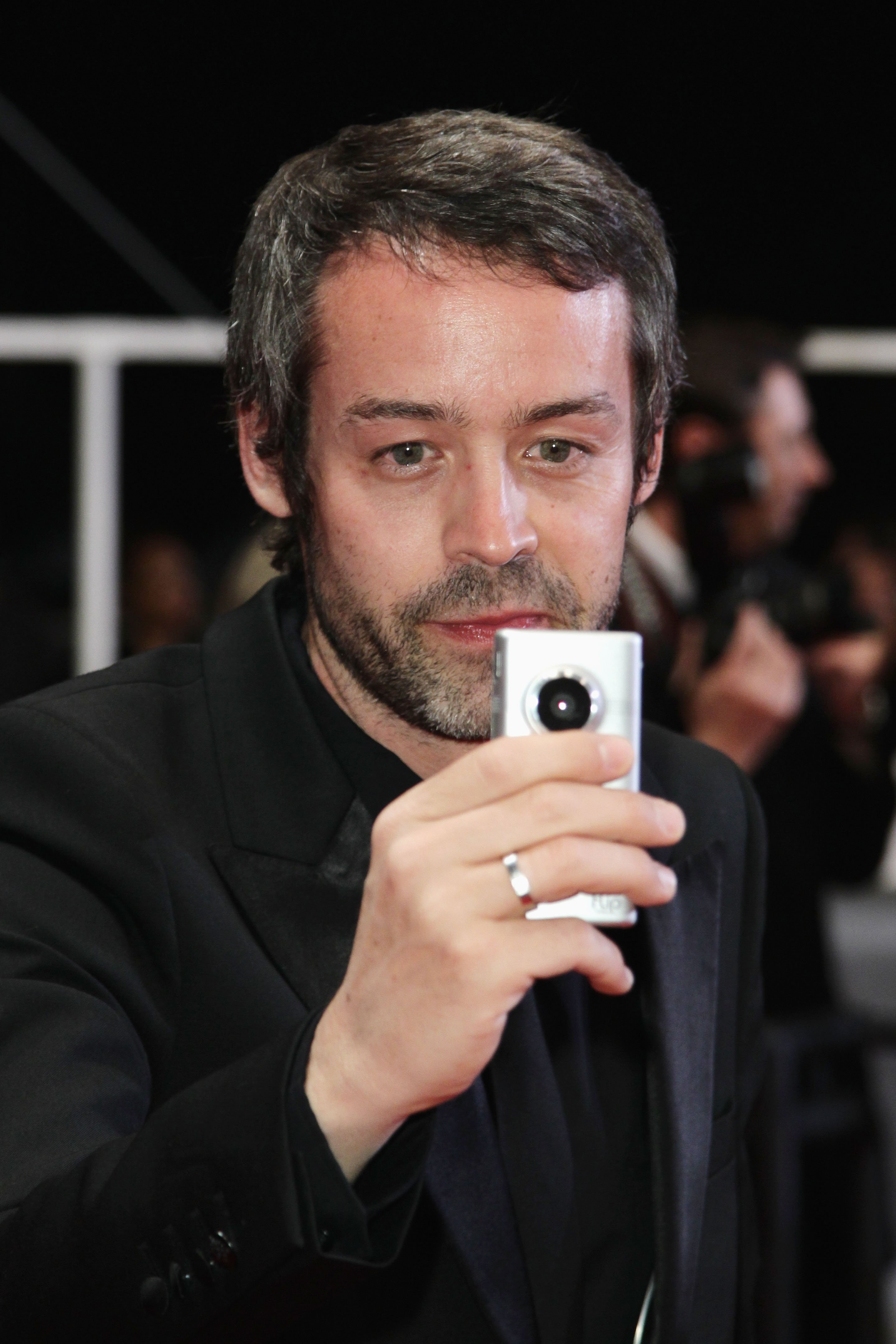 Yann Barthès surnommé Complicus et très discret : des rares détails sur ...