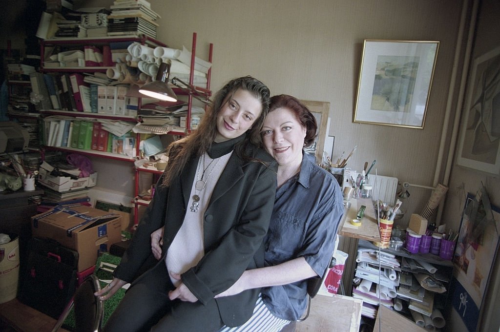 Yves Montand : Aurore, sa "fille cachée", qui s'est battue 7 ans pour ...