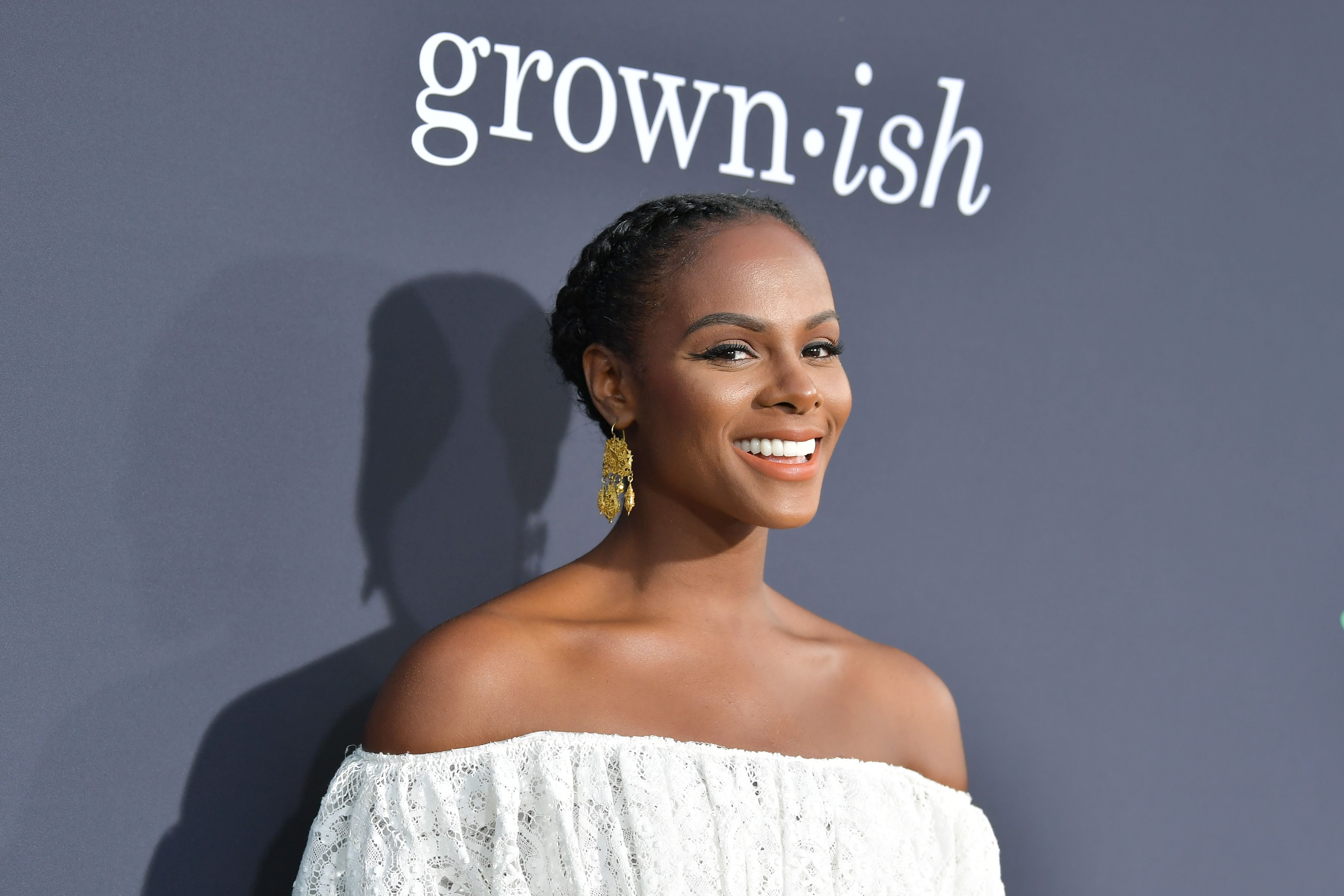 'Sonic The Hedgehog' Star Tika Sumpter Plants a Kiss on Her Beautiful ...