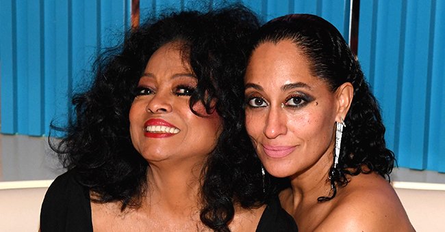 Tracee Ellis Ross & Her 2 Sisters Pose with Their Dad Robert in Rare ...