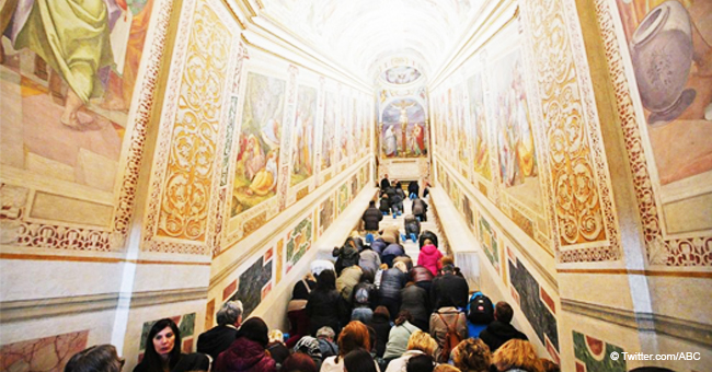 Revelan por primera vez en 300 años la Escalera Santa que ascendió ...