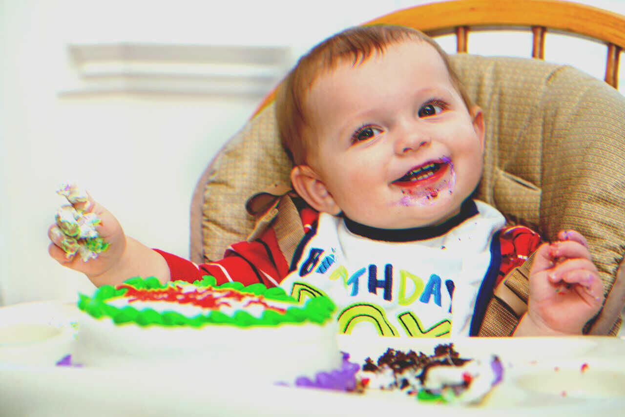 Cop Gets Poisoned Cake for B-Day, Little Son Eats a Slice and Lands in ...