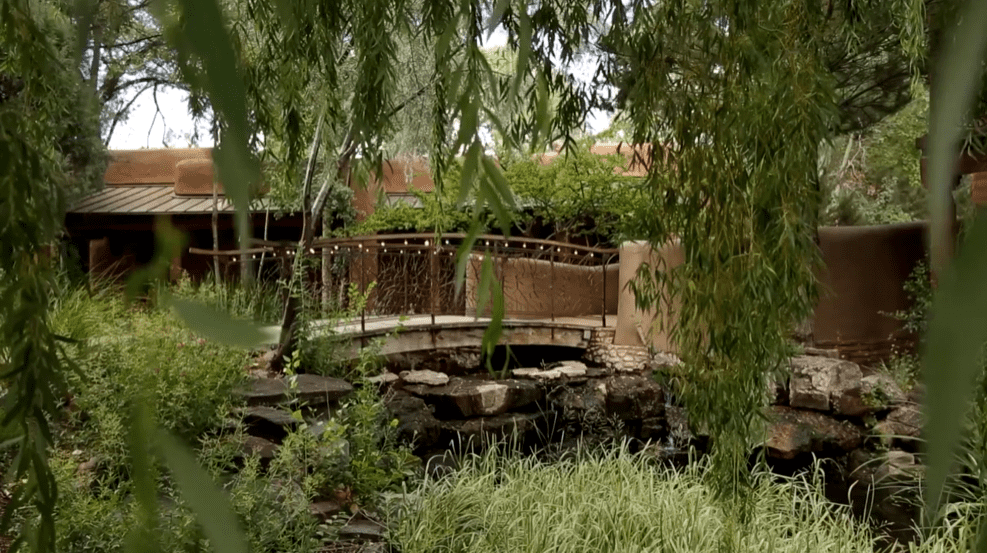 Julia Roberts Privately Wed Husband on 4th of July a Month after He ...