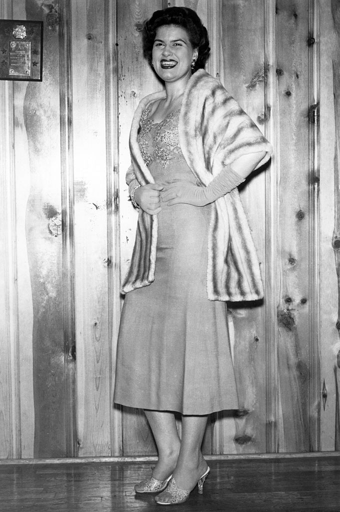 Patsy Cline Called Her Husband 'Hurricane in Pants' Though Refusing to ...