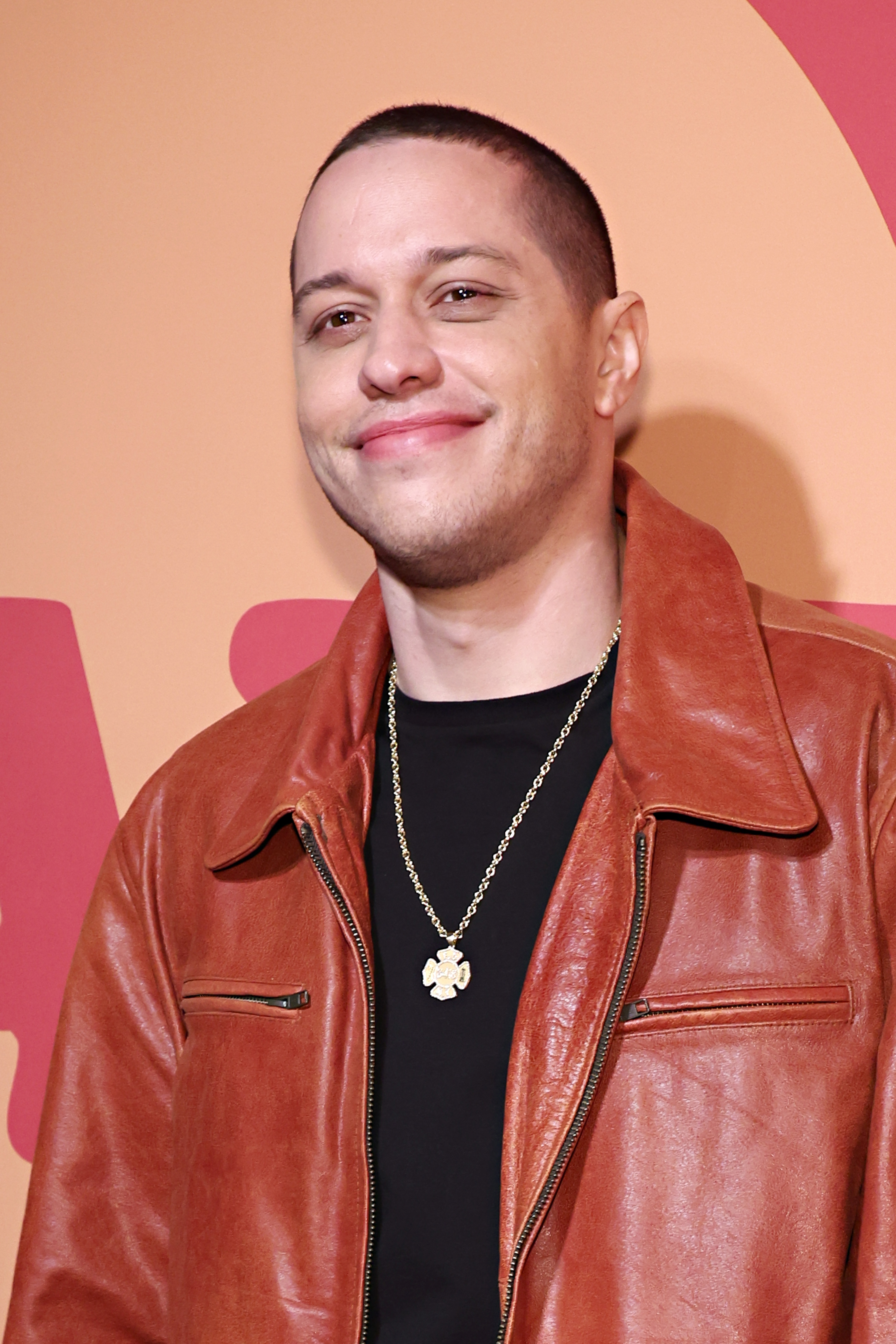Pete Davidson and Girlfriend Elsie Welcome Their First Child Together ...