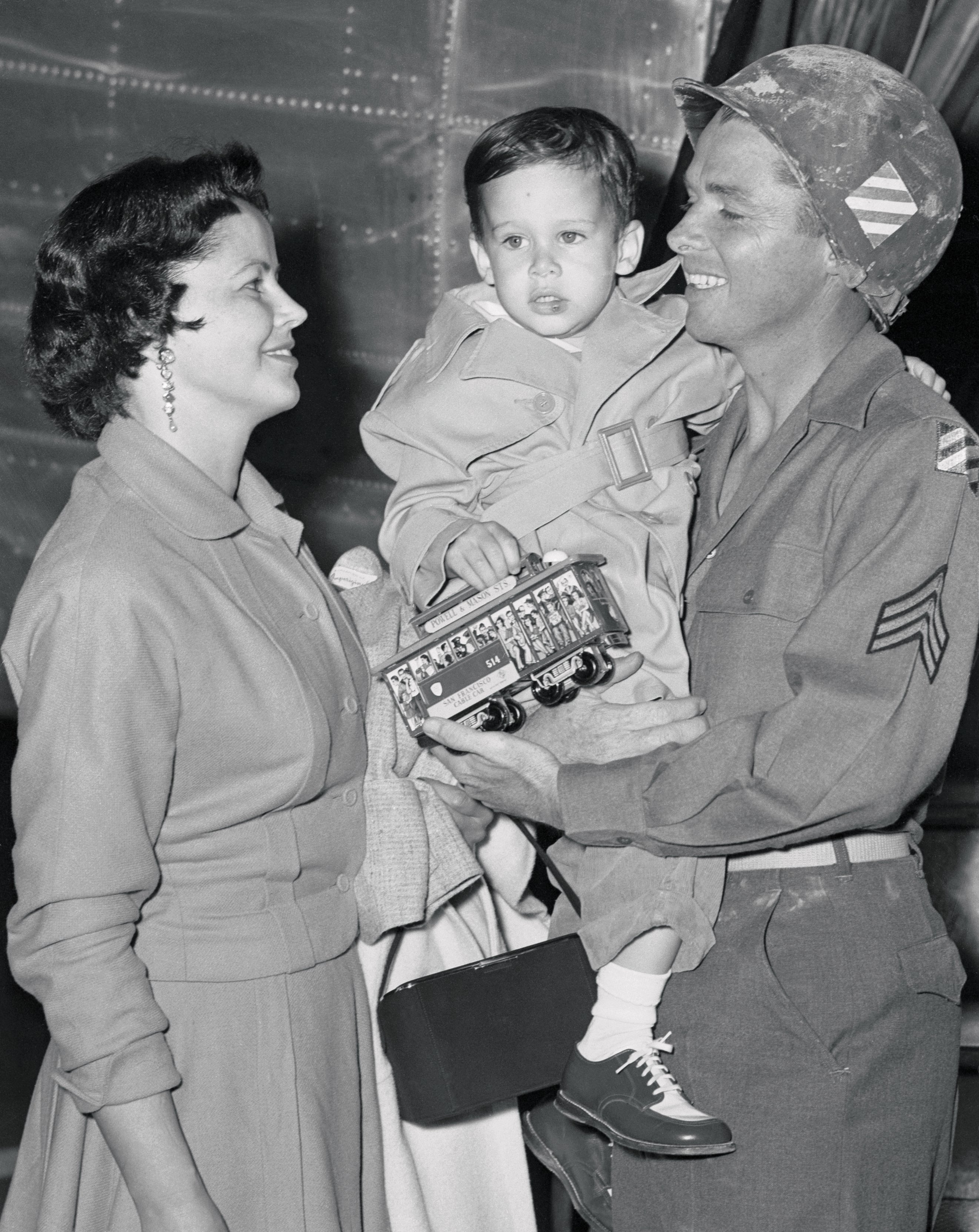 Audie Murphy Married Stewardess Days after His Divorce ⁠— She Was with ...