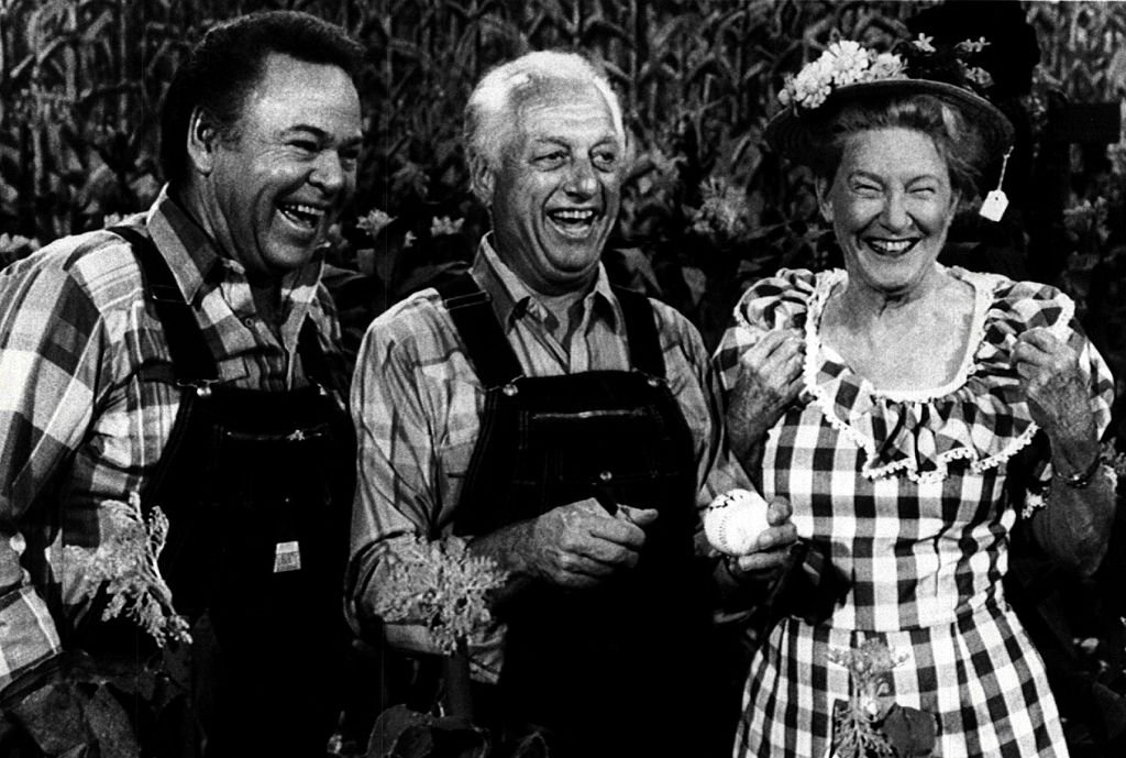'Hee Haw' — Quick Facts about the Variety Show That Aired for over 20 Years